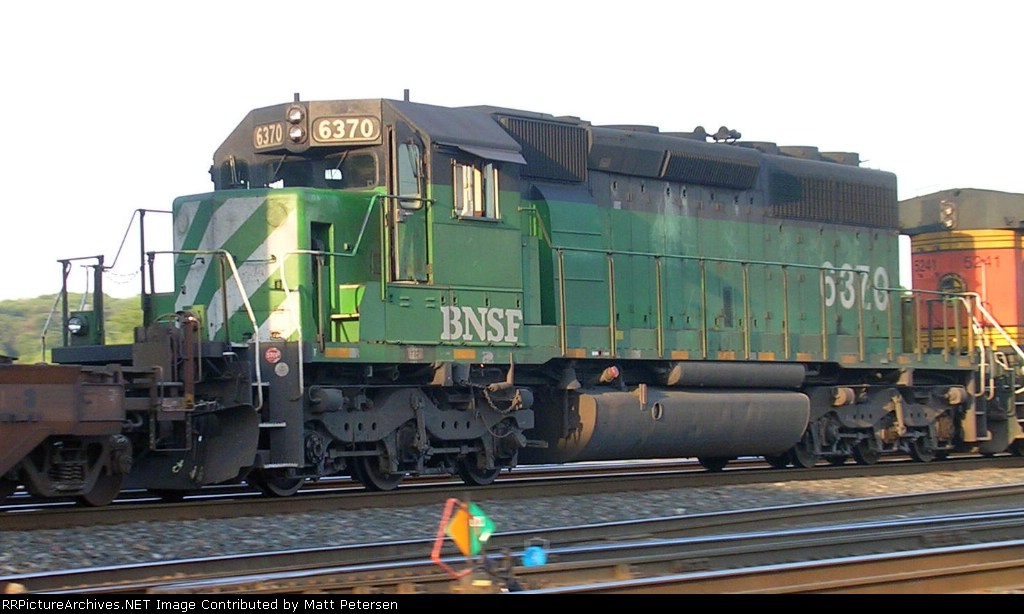 BNSF 6370